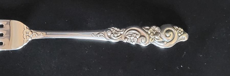 Oneida Stainless Patterns Flatware | FlatwareFinder.com