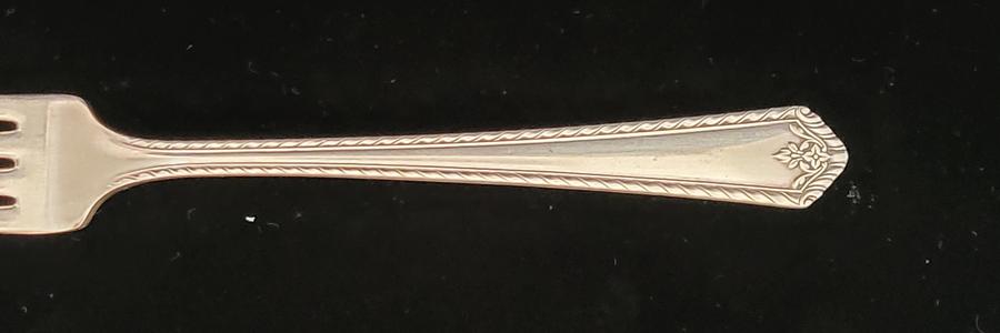 Oneida Silverplate Patterns Flatware | FlatwareFinder.com